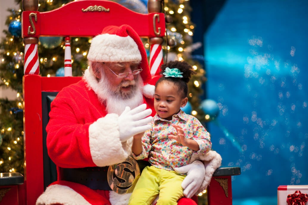 Photos with Santa - Georgia Aquarium